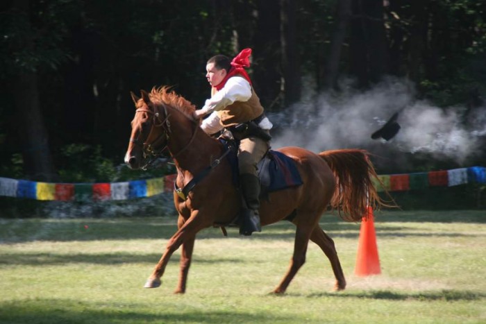 Review The Great Red Horse Trilogy by Helen Scanlon - Carolyn Stearns ...